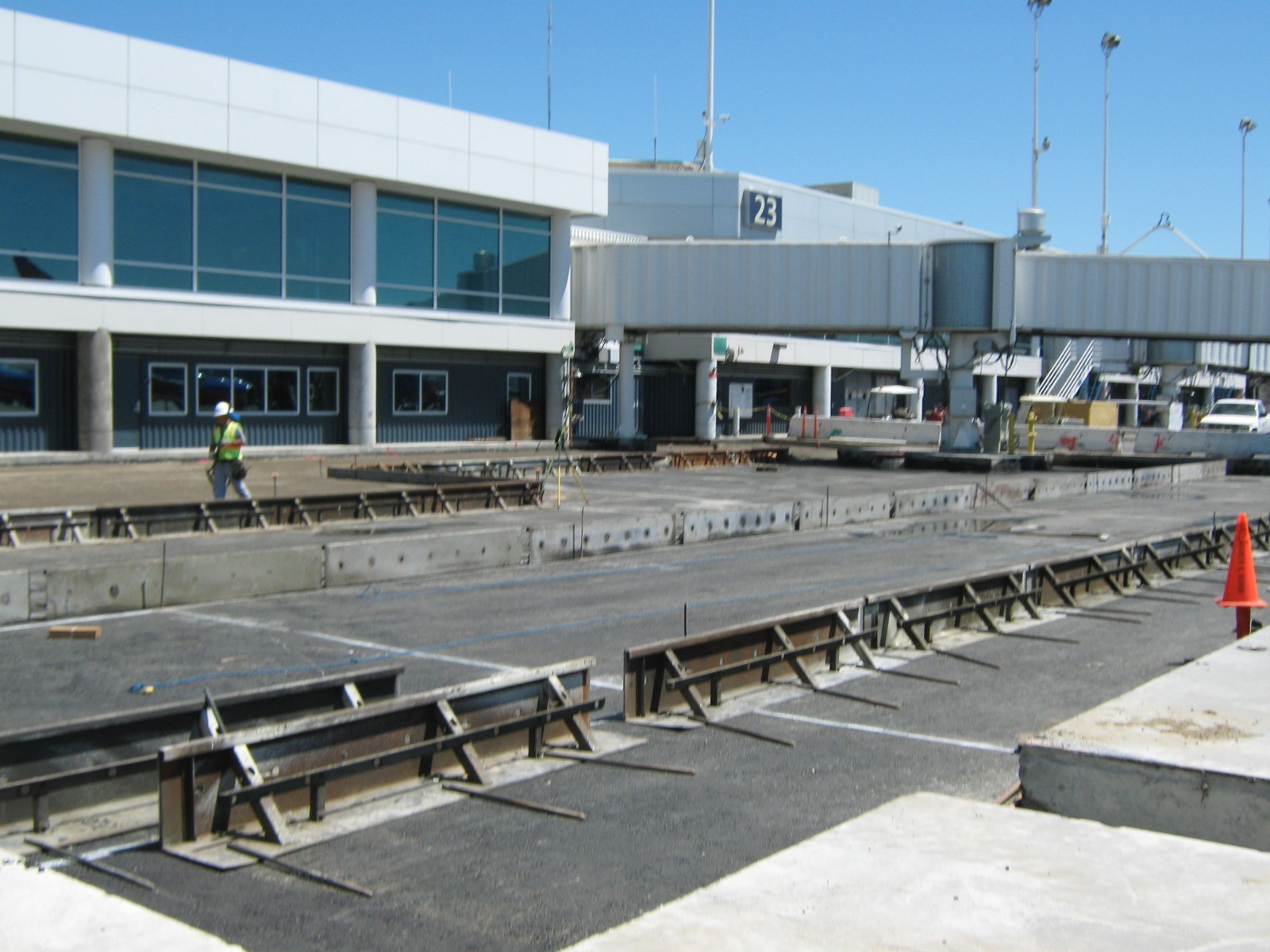 Aviation Construction | Gallagher & Burk Inc.